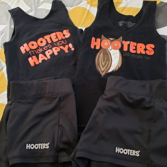 Hooters | Tops | Hooters Las Vegas Black Outfit Tank Top And Short ...